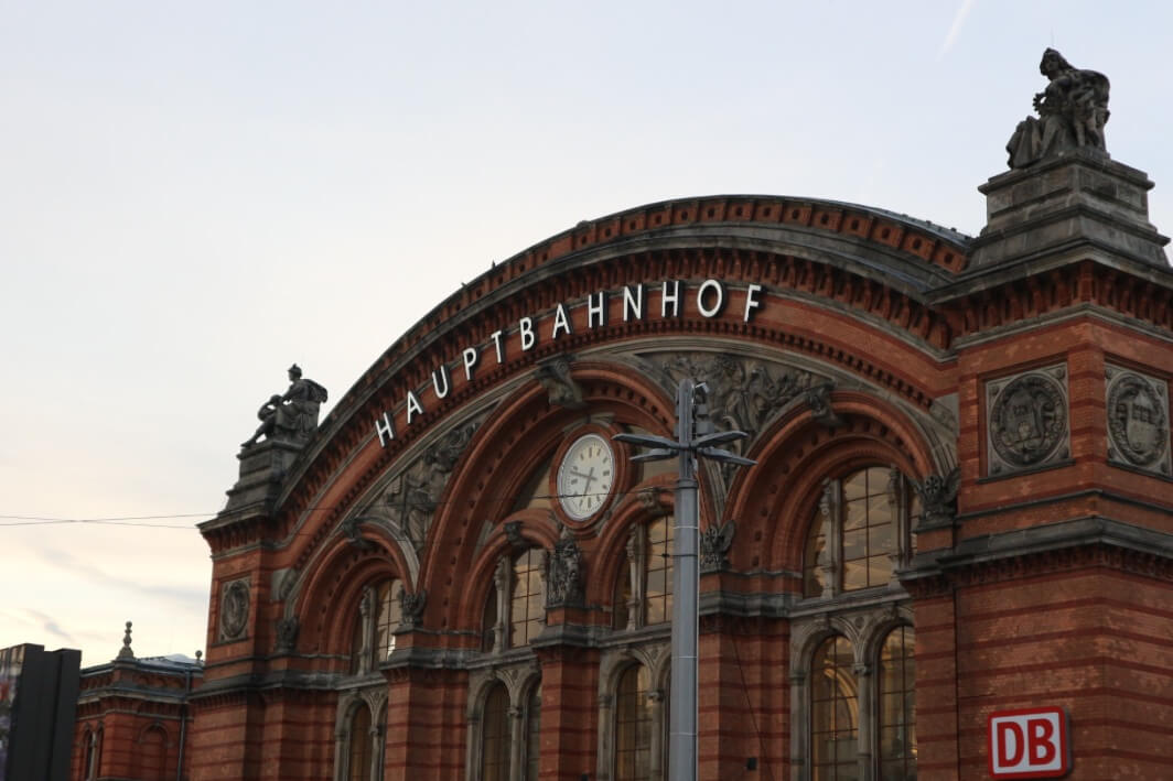 Bremen Airport Taxi, Transfers & Shuttle - Compare All Ways