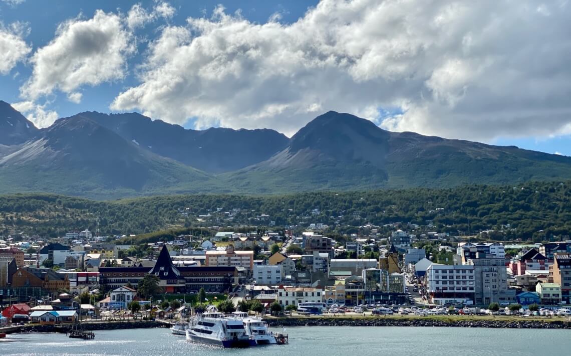 How to Get to Ushuaia | Transportation Options