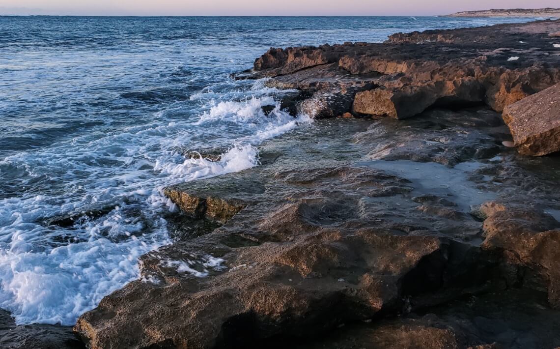 Learmonth Airport to Exmouth | Private Car, Taxi