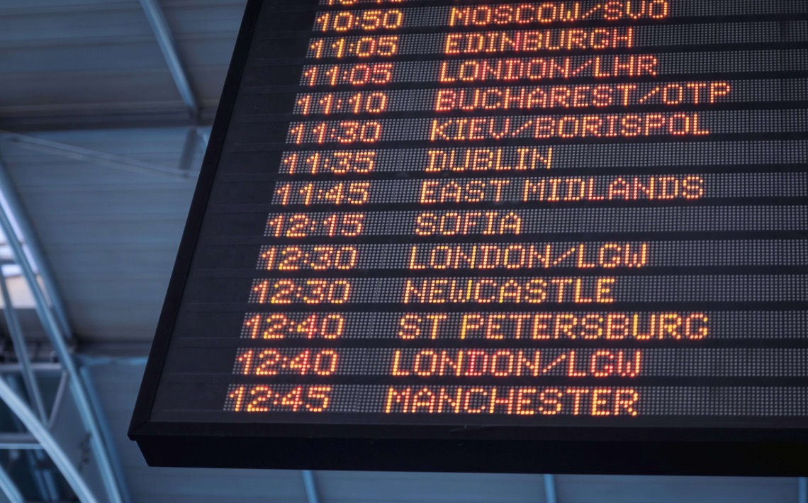 Top 10 Flight Comparison Sites | Best Guides and Tips